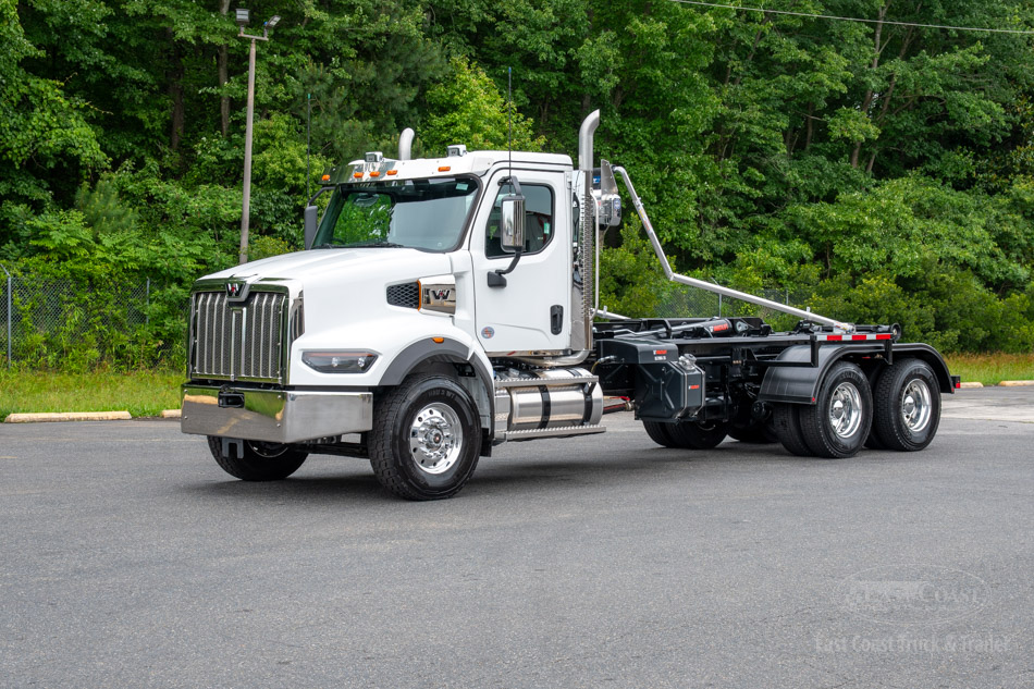 2023 Western Star 49X & Multilift Ultima 26S-5300-PF