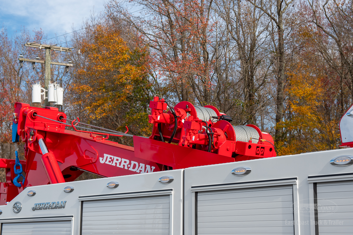 2024 Kenworth T880 w/ Sleeper & Jerr-Dan 25 Ton INT Wrecker