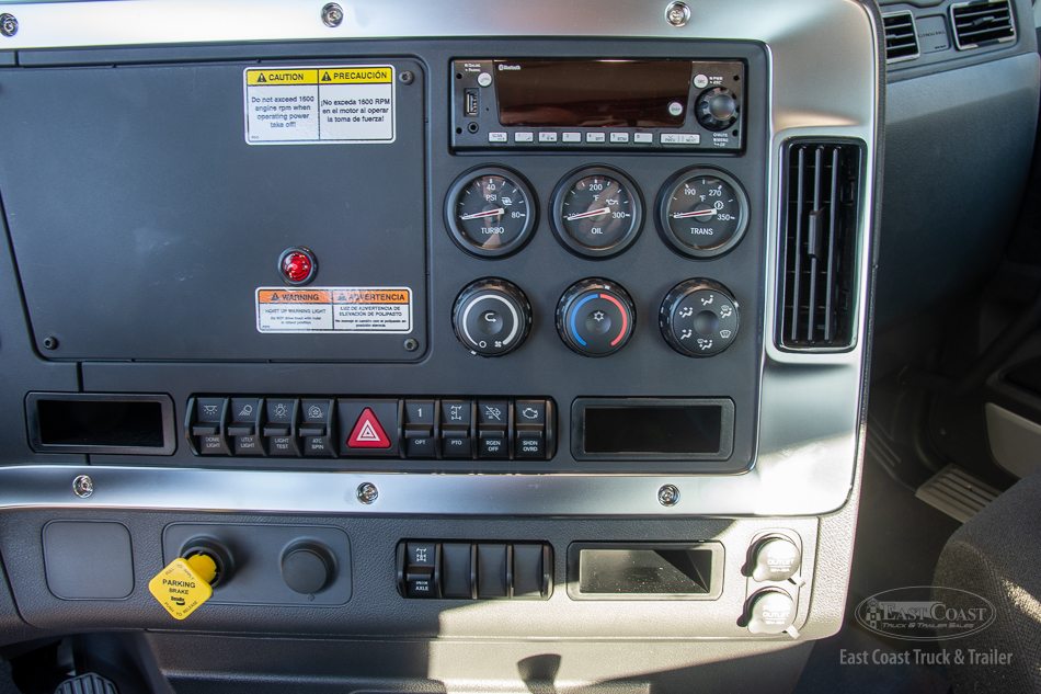 2024 Western Star 49X & Galfab 60K Outside Rail Hoist