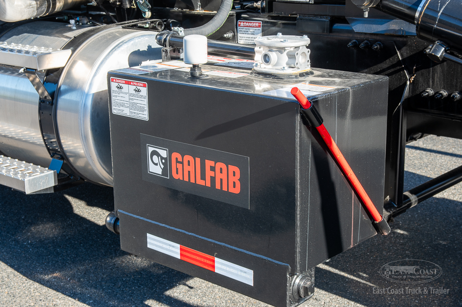 2024 Western Star 49X & Galfab 60K Outside Rail Hoist