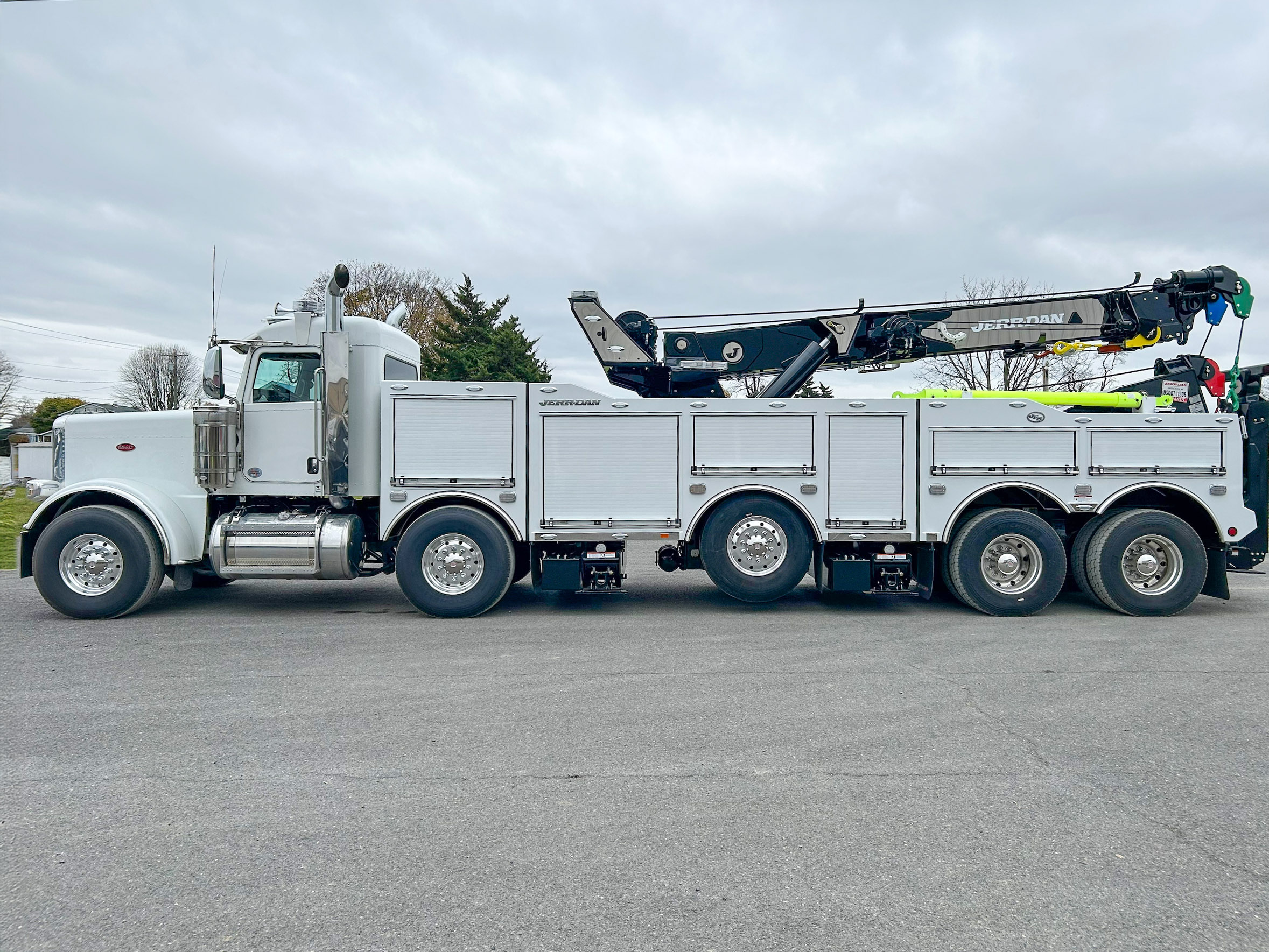 2024 Peterbilt 389 & Jerr-Dan HDR1000 50 Ton JFB Rotator