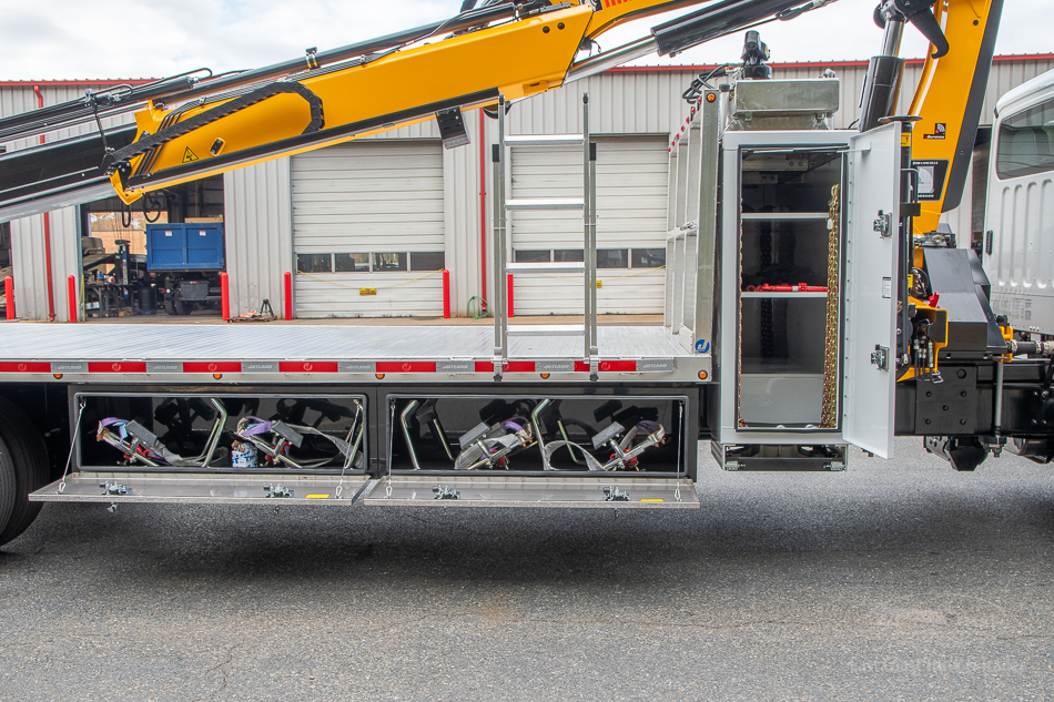 2025 Freightliner M2 & HIAB 232 Knuckle Boom Crane