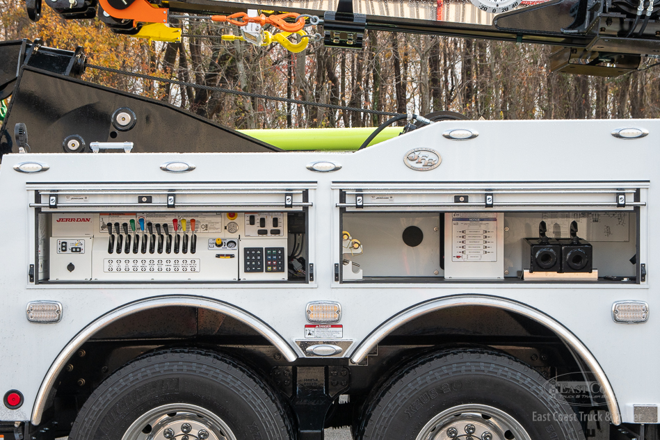 2024 Peterbilt 389 & Jerr-Dan HDR1000 50 Ton JFB Rotator