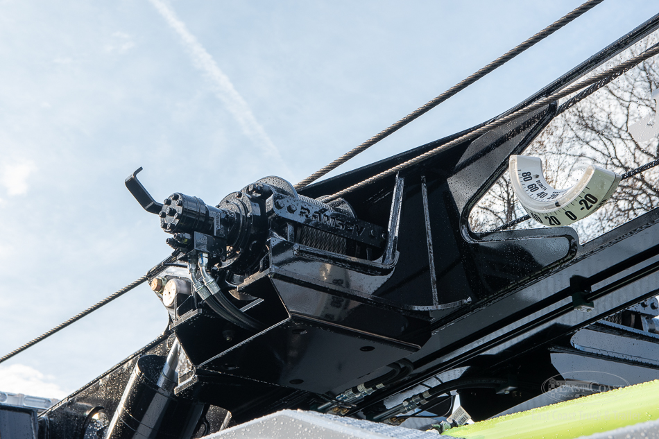 2024 Peterbilt 389 & Jerr-Dan HDR1000 50 Ton JFB Rotator