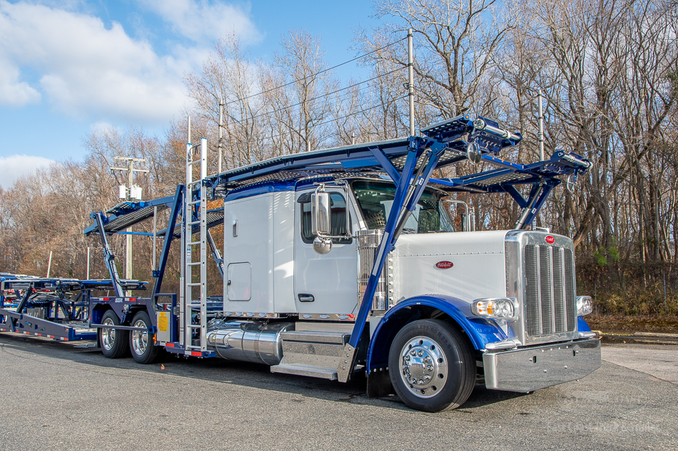 2025 Peterbilt 589 Hauler