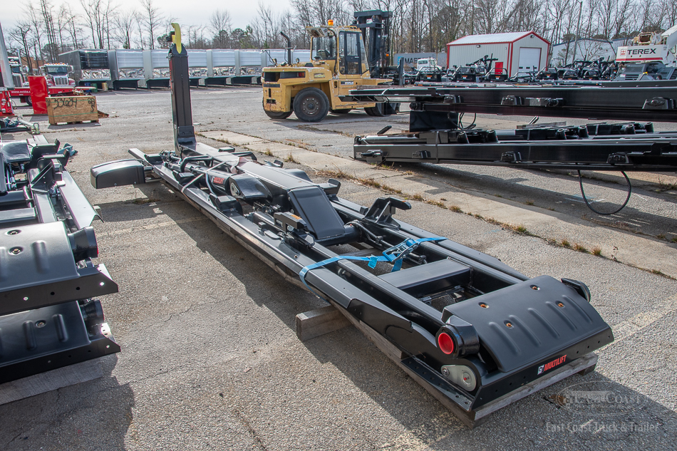 Multilift Truck | 2023 Western Star 49X & Multilift Ultima 26S-5300