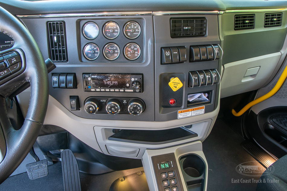 2025 Peterbilt 567 & Galfab 75K Outside Rail Hoist