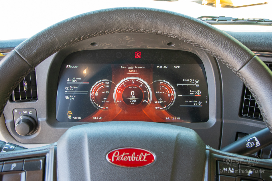 2025 Peterbilt 567 & Galfab 75K Outside Rail Hoist