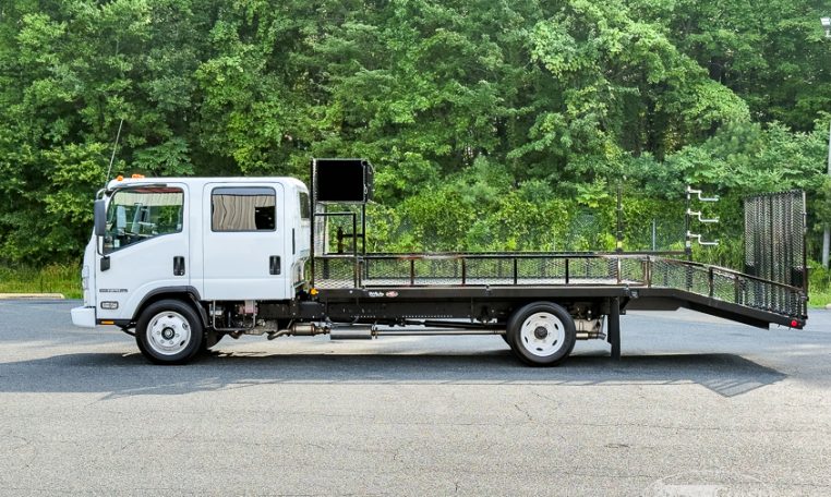 Landscaper | 2024 Isuzu NPR Crew Cab & Wil-Ro Standard