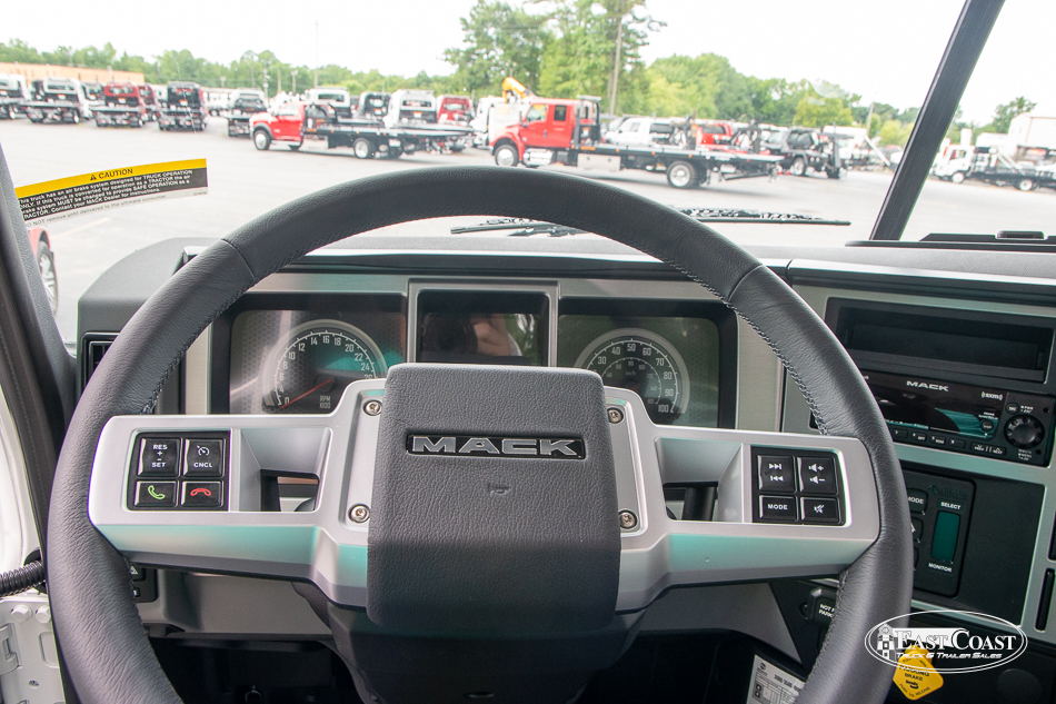 2026 Mack GR64B & Galfab 60K Outside Rail Hoist