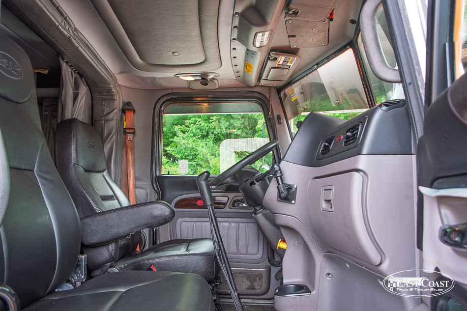 2019 Peterbilt 389 & Cottrell CX-09LS3