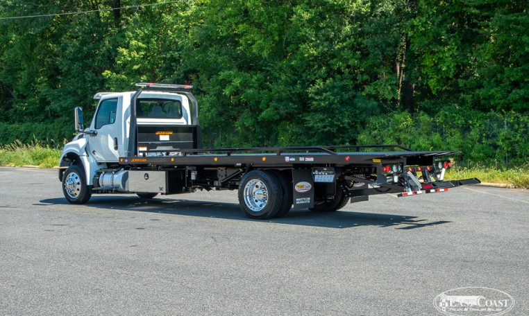 2026 International MV & Jerr-Dan 22x102 SRR6T-LPW LC