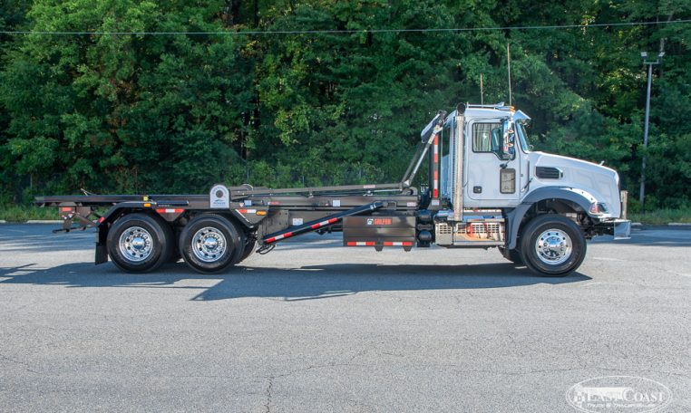 2026 Mack GR64B & Galfab 60K Outside Rail Hoist
