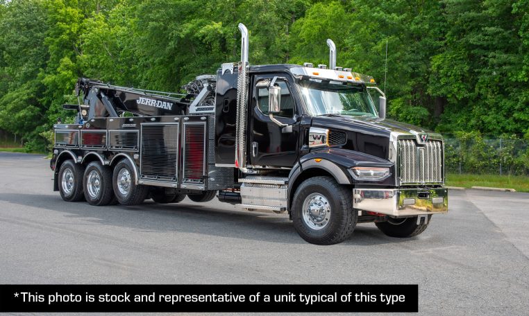 2024 Western Star 49X & Jerr-Dan JFB 50 Ton Integrated Heavy