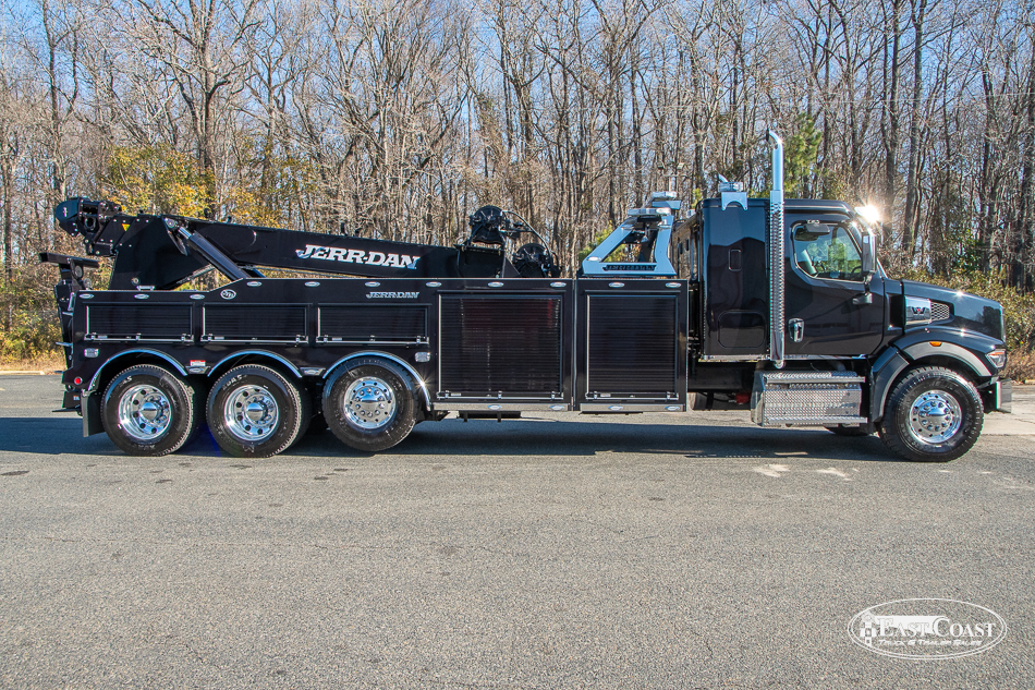 2024 Western Star 49X & Jerr-Dan JFB 50 Ton Integrated Heavy