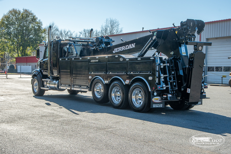 2024 Western Star 49X & Jerr-Dan JFB 50 Ton Integrated Heavy