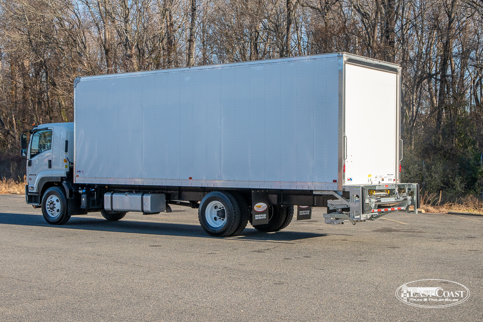 Isuzu FTR 26 foot Box Truck in White