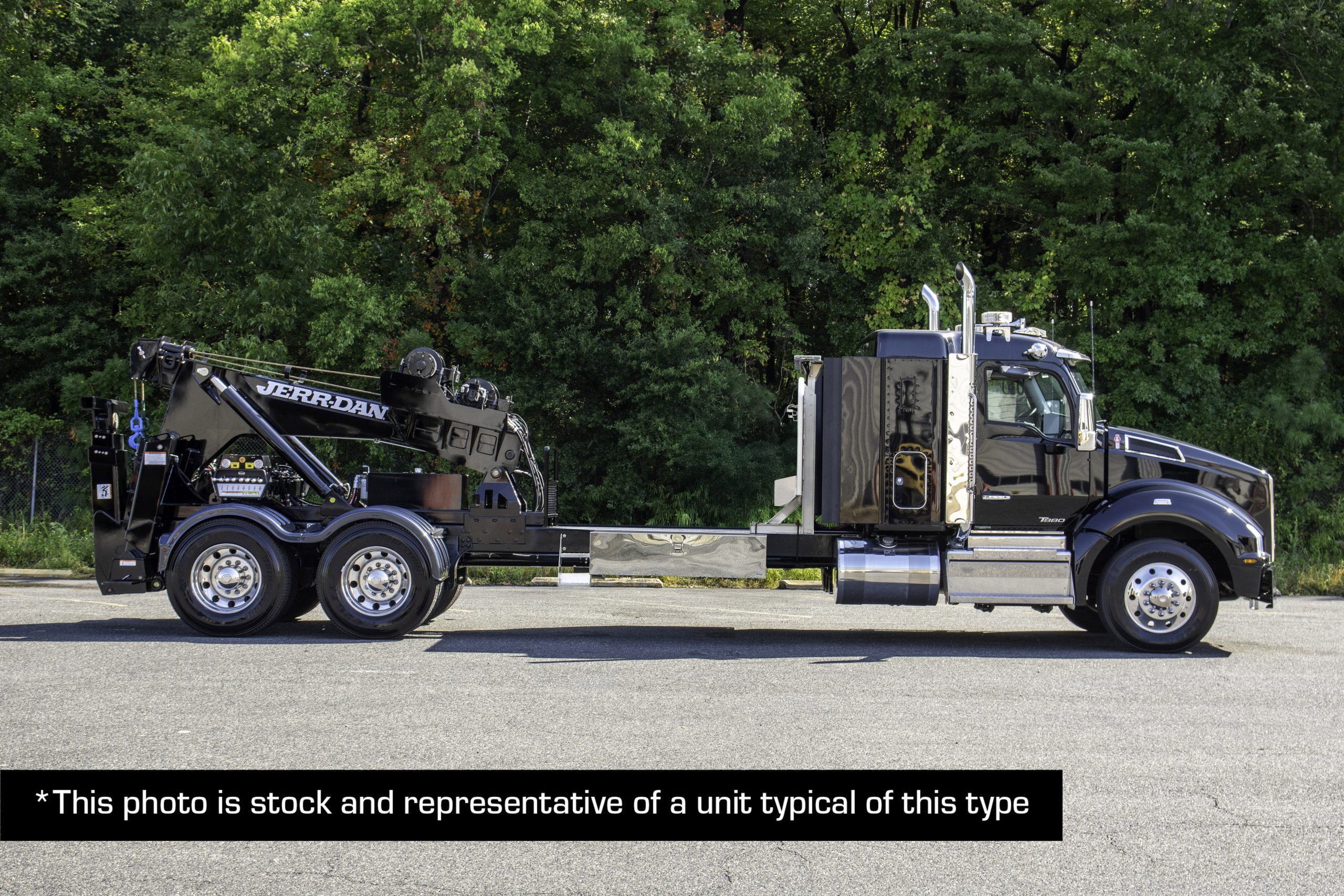 2024 Peterbilt 389 w/ Sleeper & Jerr-Dan 25 Ton INT Wrecker