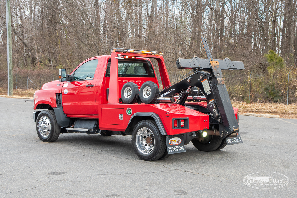 2019 International CV & Jerr-Dan MPL-NGS in Red